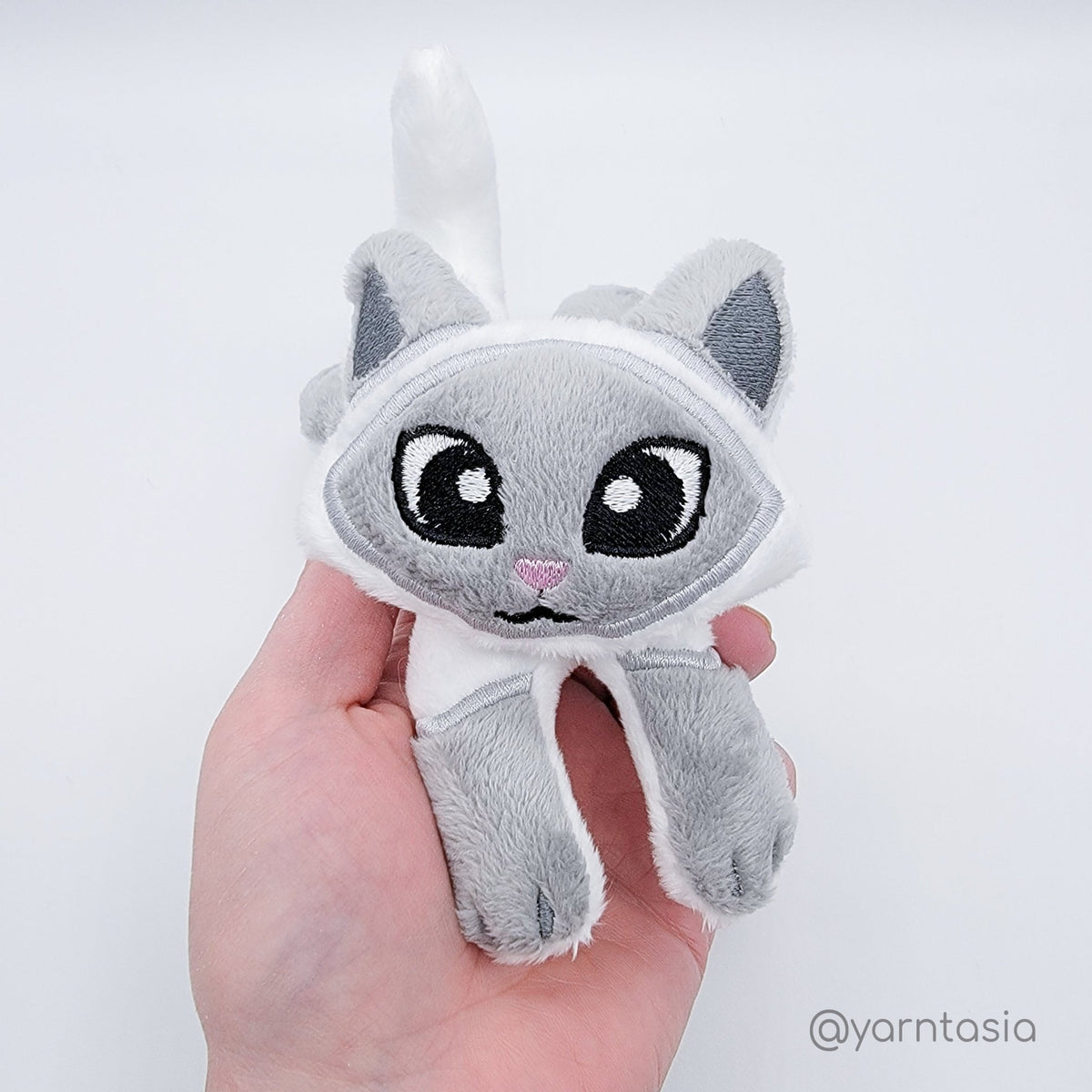 ITH Ragdoll Cat Plushie Embroidery Pattern– Dragons' Garden